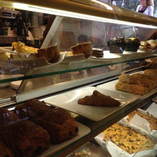 Café Dada - La Dreta de l'Eixample - C. Roger de Llúria, 46