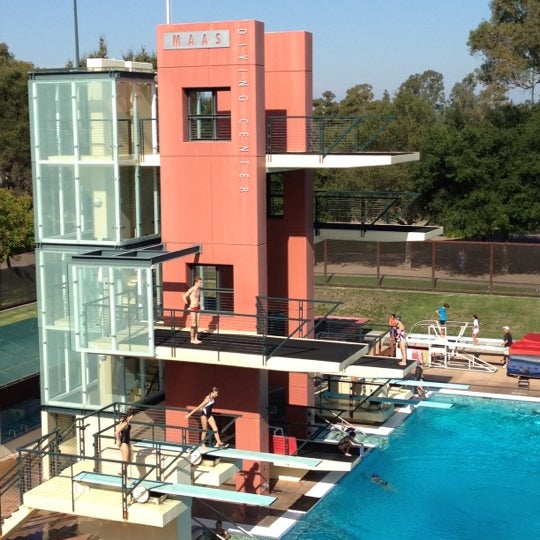 Stanford Maas Diving Center - Swimming Pool in Stanford