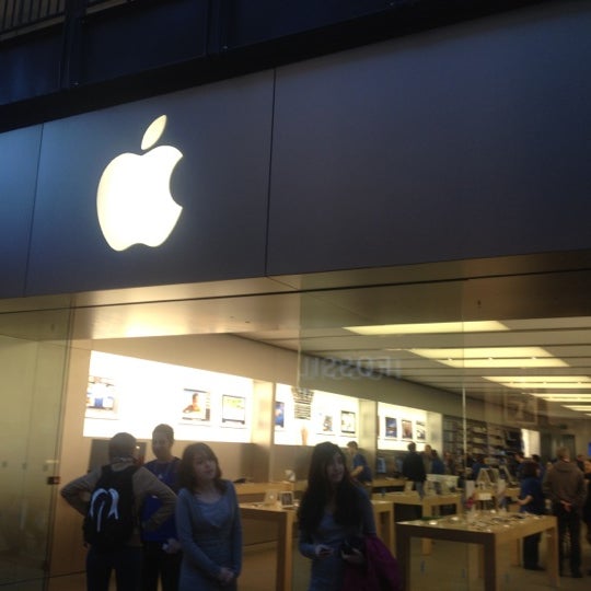 Photos at Apple Grand Arcade - Cambridge, Cambridgeshire