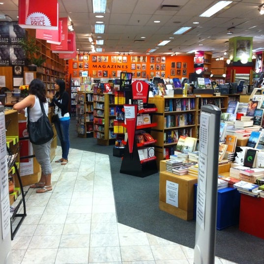Exclusive Books - Bedfordview, Johannesburg, IGauteng