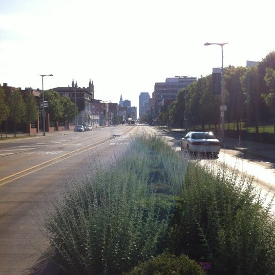 RTA Healthline - E 36th St (Masonic Square) Station - Central - 3600 ...