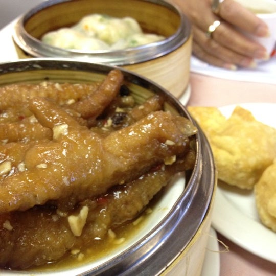 Jumbo Dim Sum Dining - Dim Sum Restaurant in West Edmonton