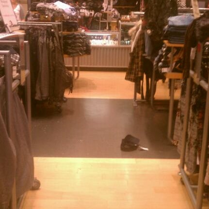 Buckle - Clothing Store in Northwest Side