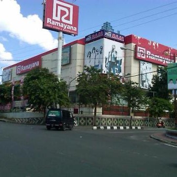 Raja Plaza - Shopping Mall