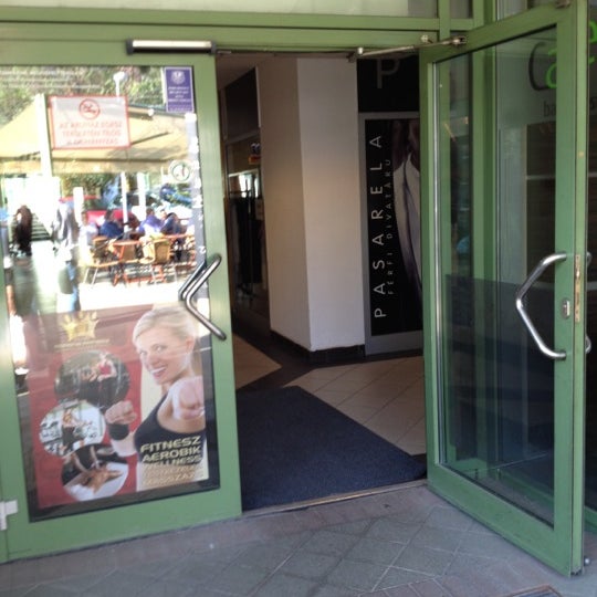 Photos at Rózsadomb Center - Zöldmál - Budapest, Budapest