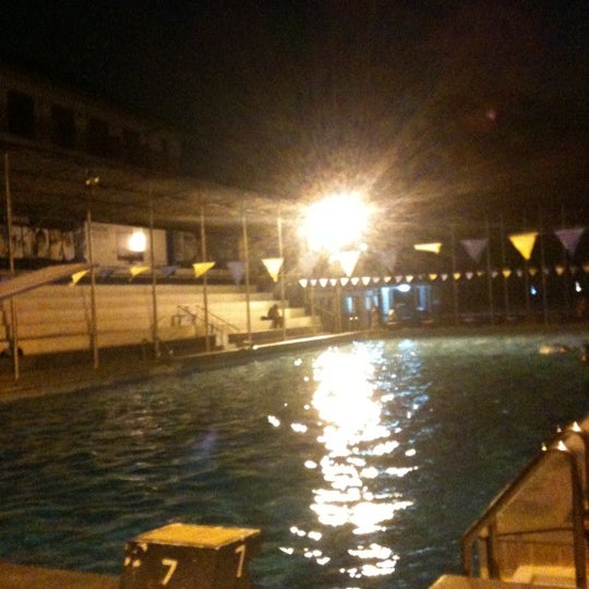 Photos at Royal College Swimming Pool - 4 tips