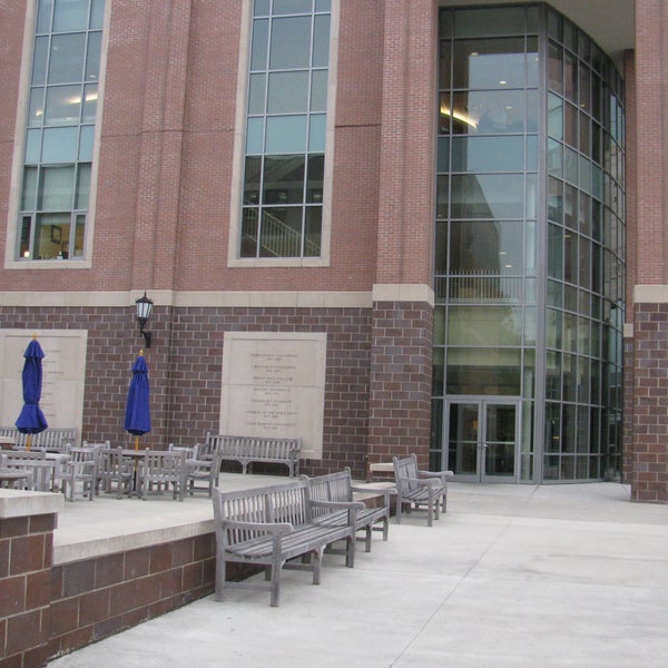 The DeNaples Center (University of Scranton) - Hill Section - 1000 ...