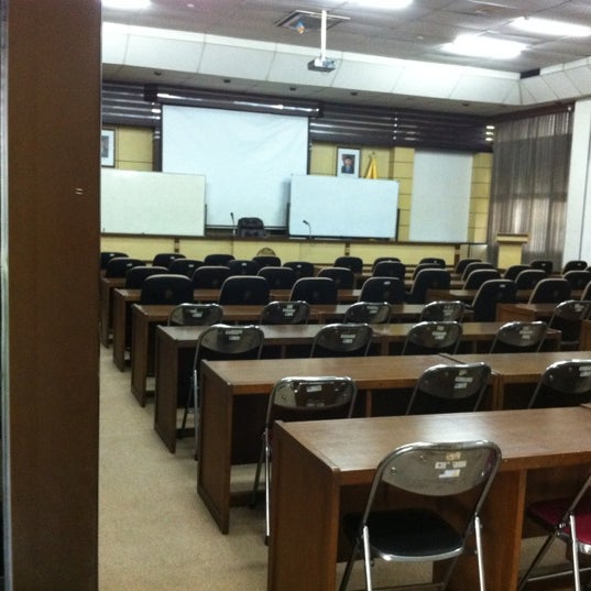 Gedung PAU-Pascasarjana UGM - Sleman, DI Yogyakarta