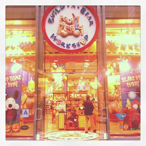 Build A Bear Workshop Now Closed Midtown East 565 5th Ave