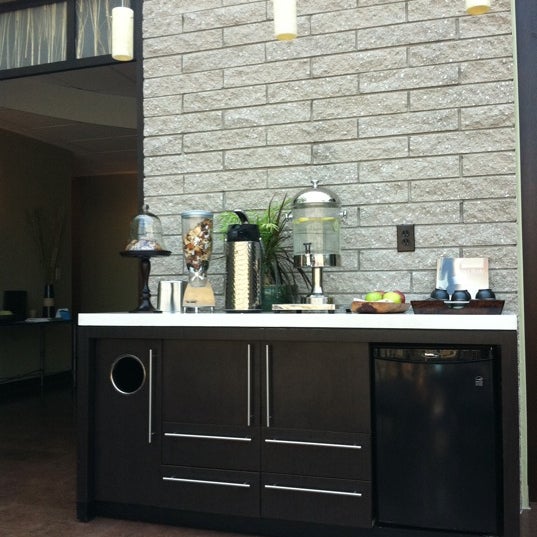 Complexions Spa for Beauty & Wellness - Spa