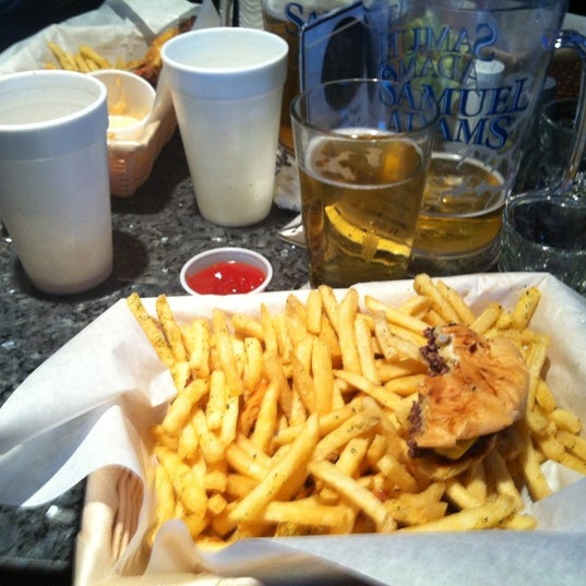 The Wolf Den (Now Closed) - 1305 N Virginia St