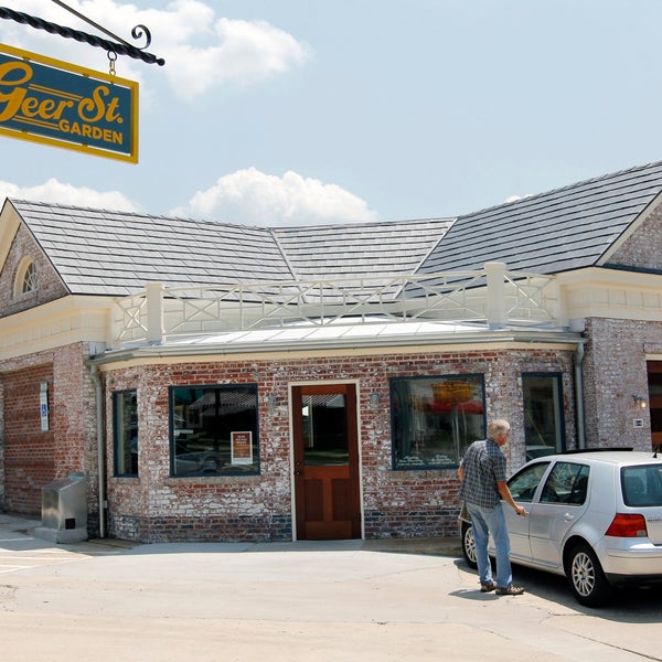 Geer Street Garden - 74 tips from 3087 visitors