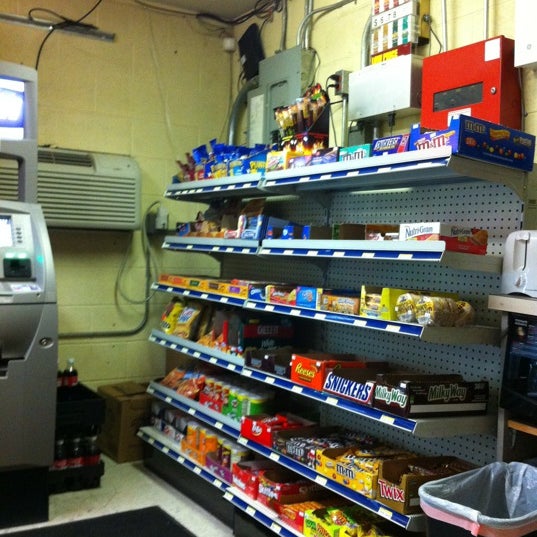 Dania Food Mart - Convenience Store in Tiverton