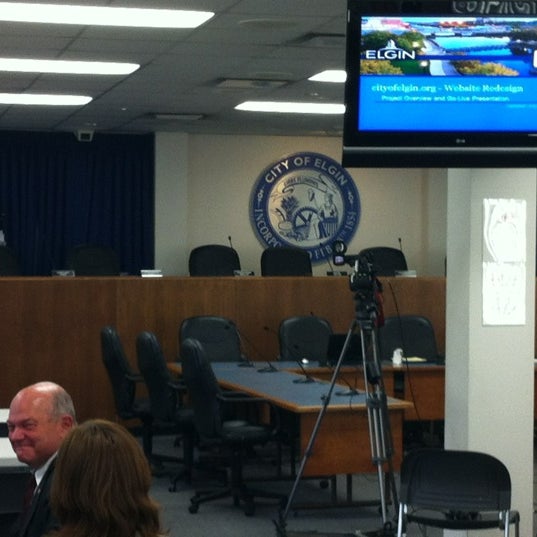 Elgin City Hall - City Hall in Elgin