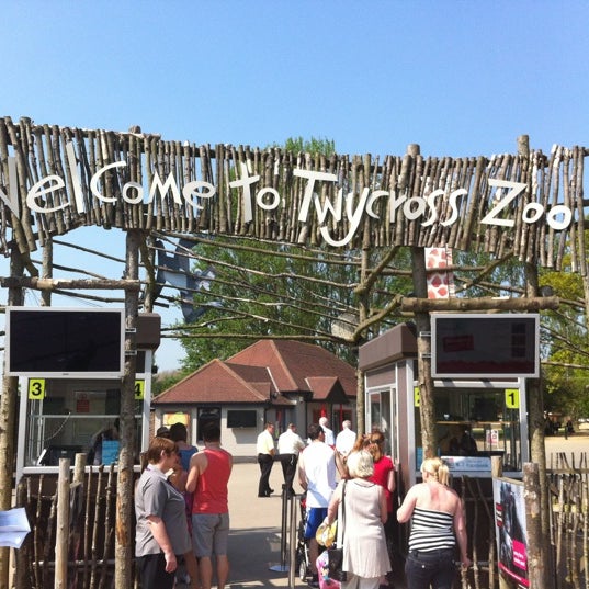 Twycross Zoo - Burton Rd