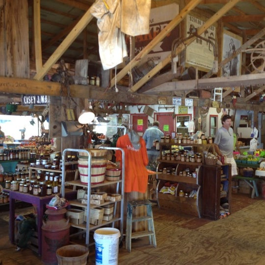 Photos at Efurd's Peach Orchard - 3 tips from 90 visitors