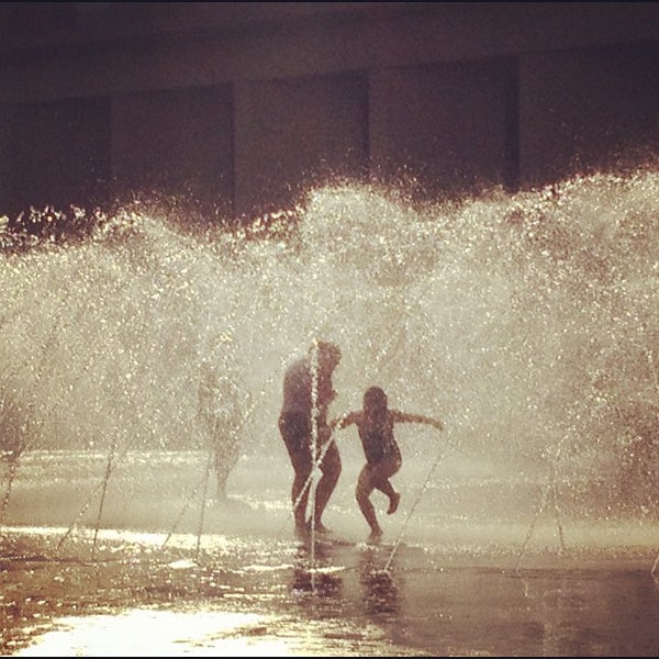 Christian Science Reflecting Pool - Fenway - Kenmore - Audubon Circle ...