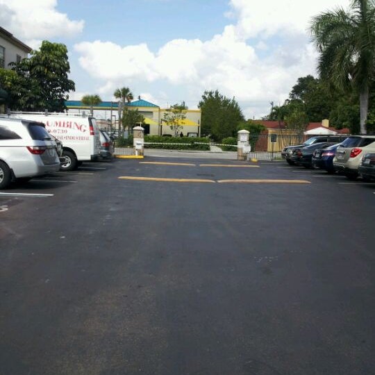 Photos at Days Inn Miami Airport North - 4767 N.W. 36th St.