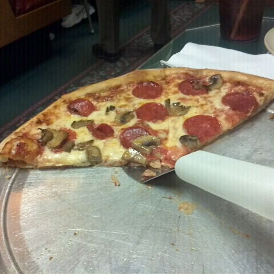 Photos at Belleview Pizza - Pizza Place