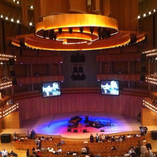 John S. and James L. Knight Concert Hall - Downtown Miami - 8 tips