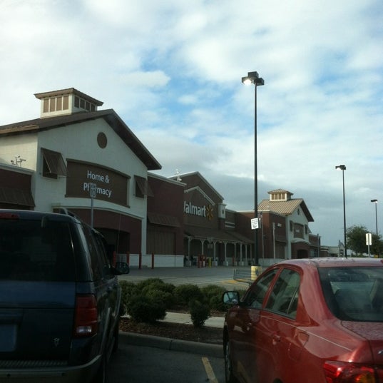 Photos at Walmart Supercenter - Big Box Store in Avon Park