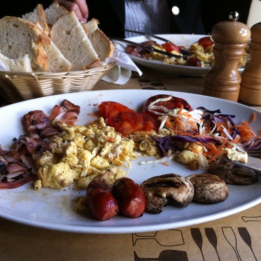 Corso Cafe & Bistro - 41 tips from 1040 visitors