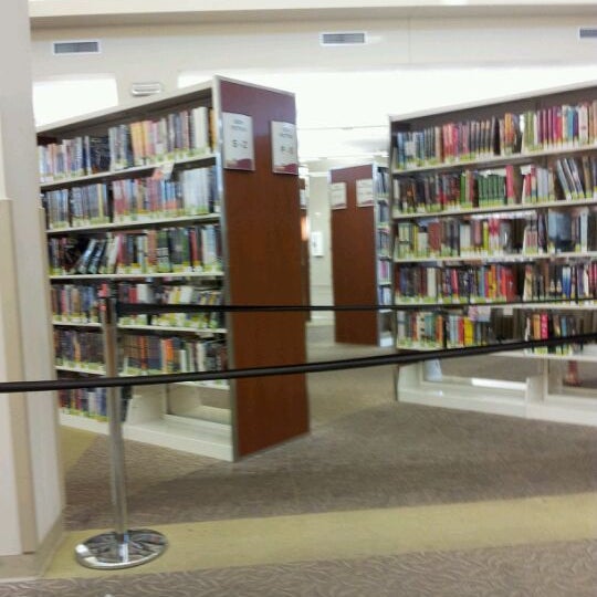 Palm Beach County Library System - 4020 Lantana Rd