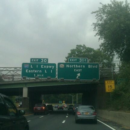 Cross Island Parkway at Exit 31 - Intersection in Northeastern Queens