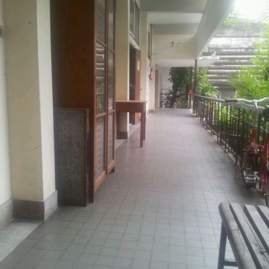 Surver build, faculty of Engineering Chula - College Engineering Building