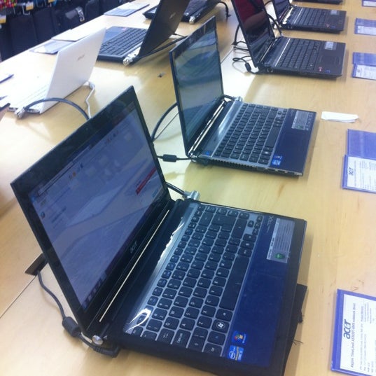 Canada Computers - Electronics Store in Vaughan