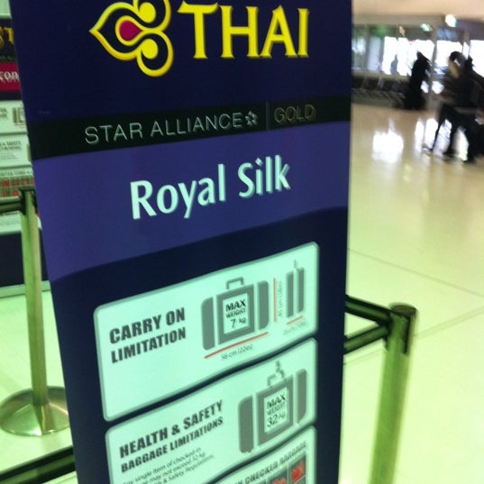 Thai Airways Check-in Counter - 4 tips