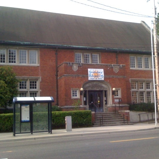 Multnomah County Library - North Portland - Northeast Portland - 6 tips