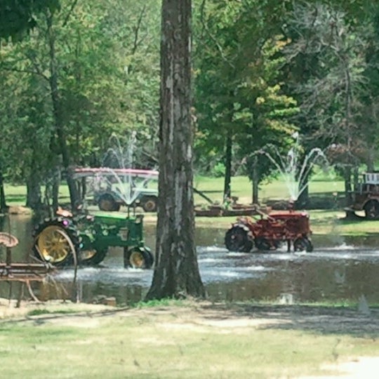 Photos at Efurd's Peach Orchard - 3 tips from 90 visitors