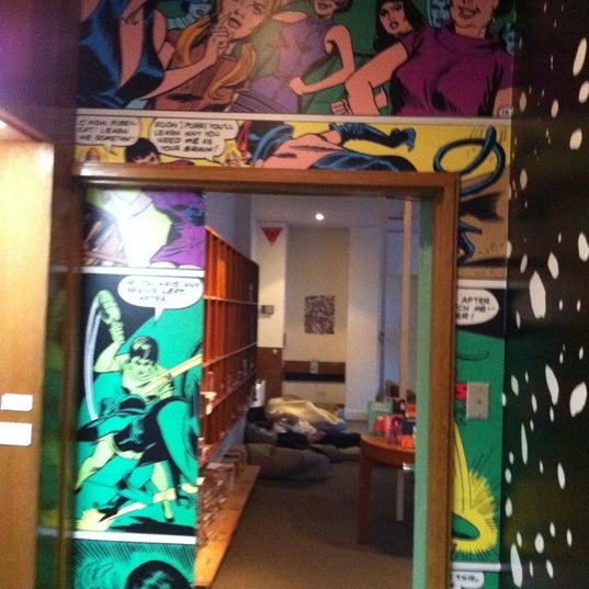 Rowden White Library - College Library in Parkville