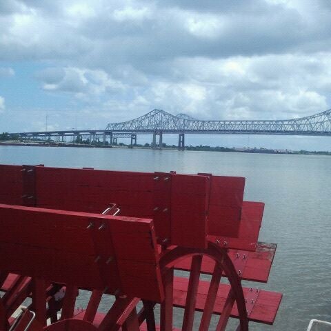 The Creole Queen Paddlewheeler - Boat or Ferry in New Orleans