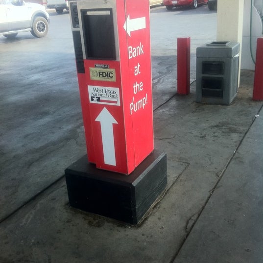 Stripes - Convenience Store in Midland