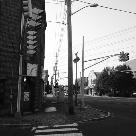 Red Bank Railroad Crossing - 35-37 Shrewsbury Ave