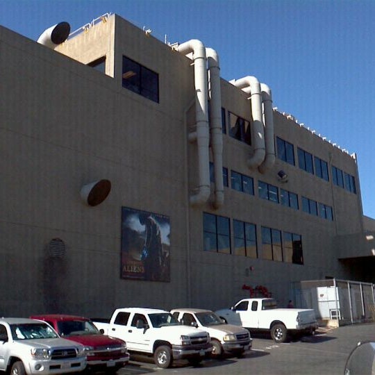 NBCU - Building 4250 - Universal City, CA