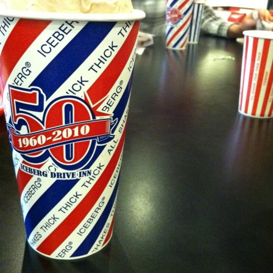 Iceberg Drive Inn Logo