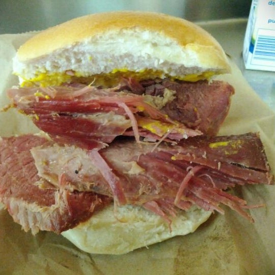 Beigel Bake - Bagel Shop in Tower Hamlets