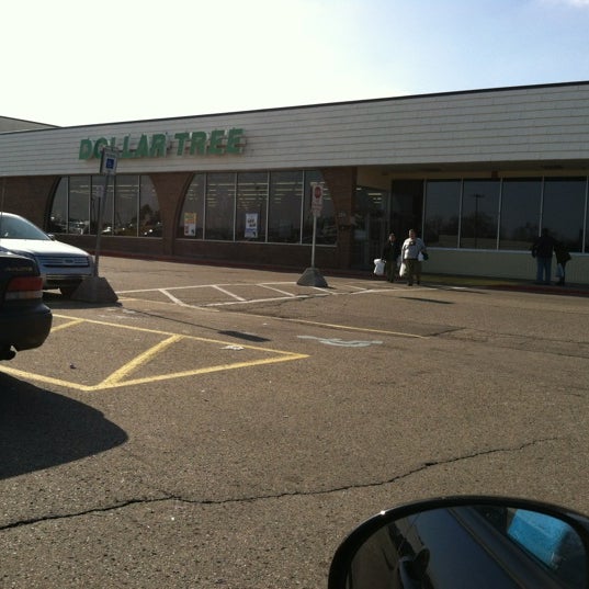 Dollar Tree - 4 tips from 441 visitors