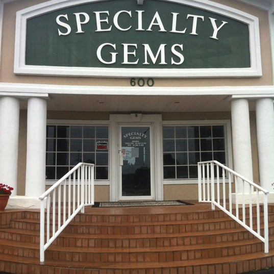 Specialty Gems - 600 SE Hwy 19
