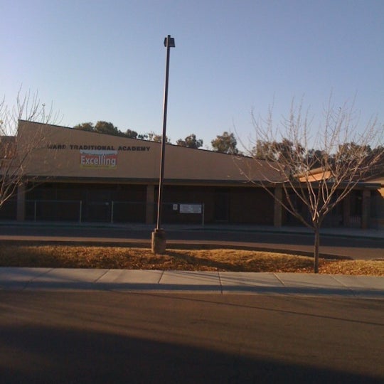 Ward Traditional Academy - College Classroom in Tempe