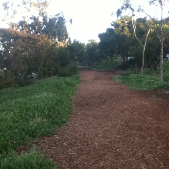 Wood Chip Trail - 30th st