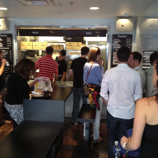 M Burger - Burger Joint in Near North Side