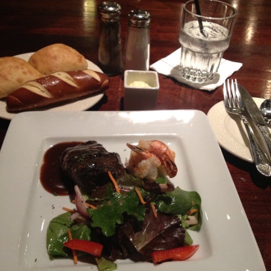 River City Grille Marriott - American Restaurant