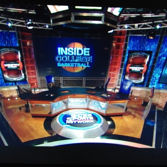 CBS Sports Network Studio - Structure in Chelsea