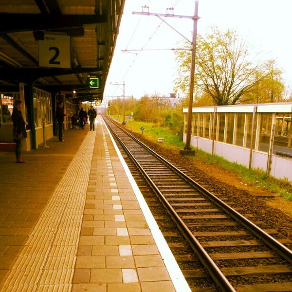 Photos at Station Zaandijk Zaanse Schans - 15 tips