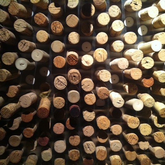 Bin 26 Enoteca - Beacon Hill - 26 Charles St