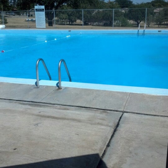Ellis Swimming Pool - Swimming Pool